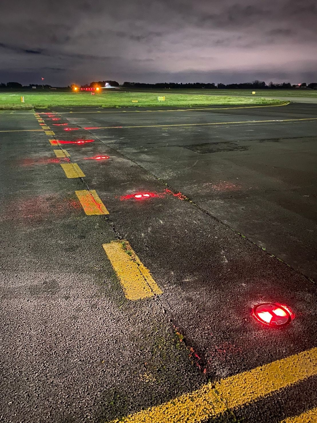 8" LED Runway Inset Lights (IRD Series) - Airfield Lighting Systems